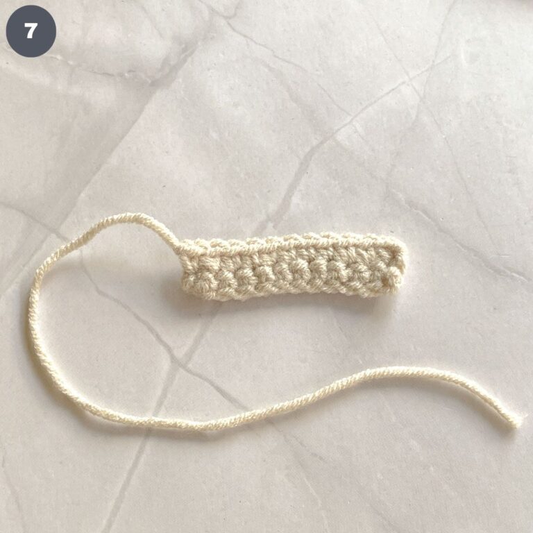 Crochet Bow Pattern (with Tails) | The Pink Craft Box