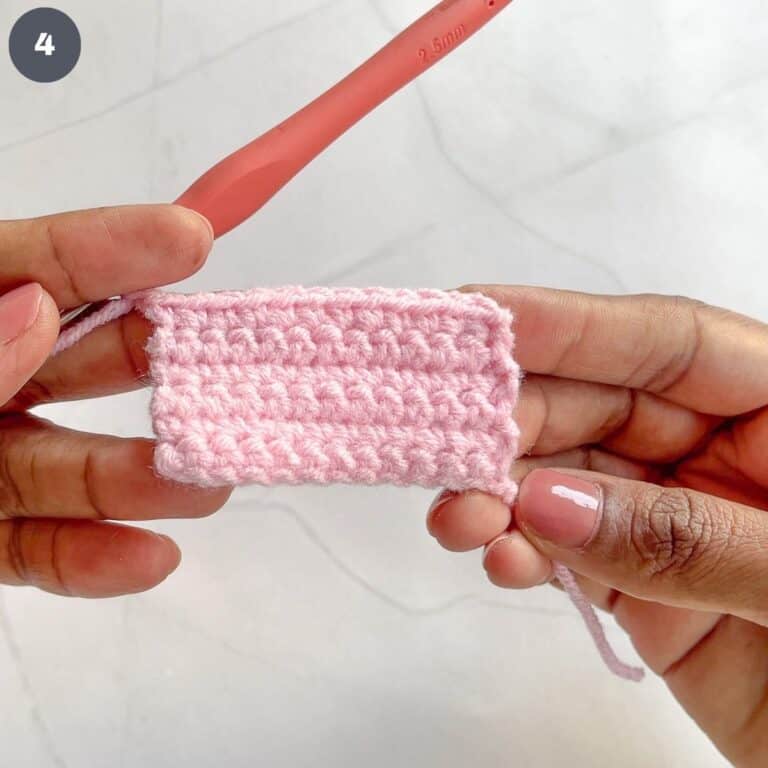 How to Crochet a Bow (for Beginners) | The Pink Craft Box