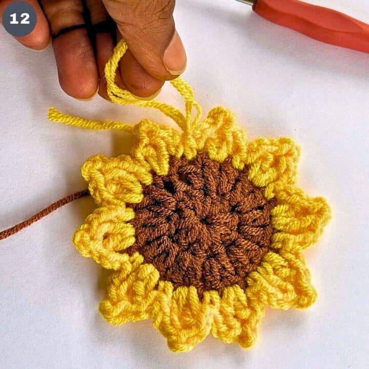 Crochet Sunflower Applique (Free Pattern) | The Pink Craft Box