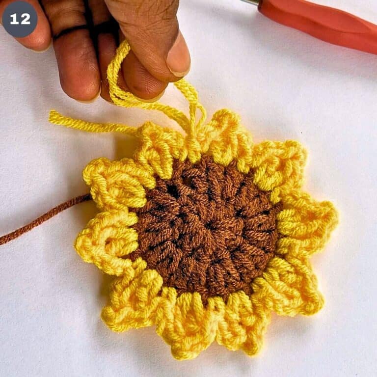 Crochet Sunflower Applique (Free Pattern) | The Pink Craft Box